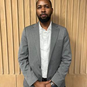 Mathabe Mathabathe | Momentum Financial Planner